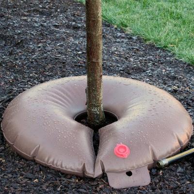 Cina Sacchetto di irrigazione per alberi con alta durezza superficiale per rilascio lento e irrigazione completa in vendita