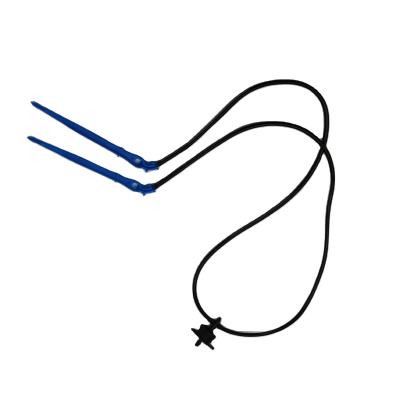 Cina Sistema di irrigazione per l'agricoltura 4L/8L 2 Pegs resistente con tubi in PVC nero a goccia in vendita