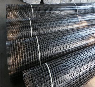 Cina PP Biassiale Geogrid di plastica per la costruzione stradale e per il muro di rinforzo delle vie minerarie in vendita