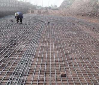 Cina Plastico PP Bi-direzionale Biassiale Geogrid 20kn 30kn 40kn per rinforzo della base della strada in vendita