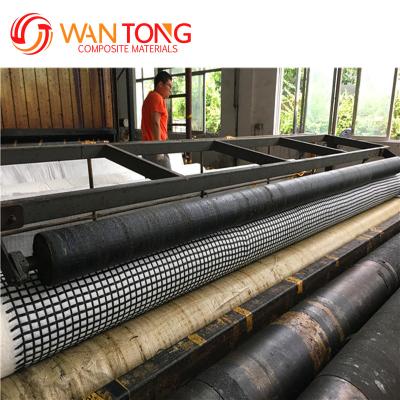 Cina PP Geogrid composito di plastica per animali domestici Geotessili non tessuti per il rinforzo di ponti e gallerie in vendita