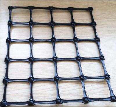 Cina 1-6m Larghezza 30kn Plastica PP Biassiale Geogrid Geotextile composito per la costruzione stradale in vendita