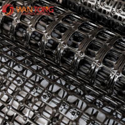 Cina 1-6m di larghezza Biassiale PP Polipropilene Geogrid Geotextile composito non tessuto per la base stradale in vendita