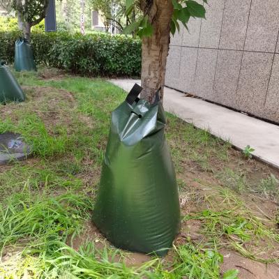 中国 水 を 節約 する 樹木 介護 用 の 15 ガロン と 20 ガロン の ゆっくり 放出 する PE 樹木 灌?? 袋 販売のため