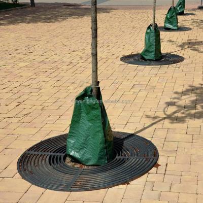 Cina Materiale PE 20 galloni 75L Sacchetto per l'irrigazione degli alberi in verde scuro per i giovani alberi appena piantati in vendita
