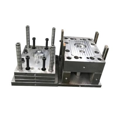 China Molde da precisão/molde plásticos de lustro altos da elevada precisão para grânulos redondos à venda