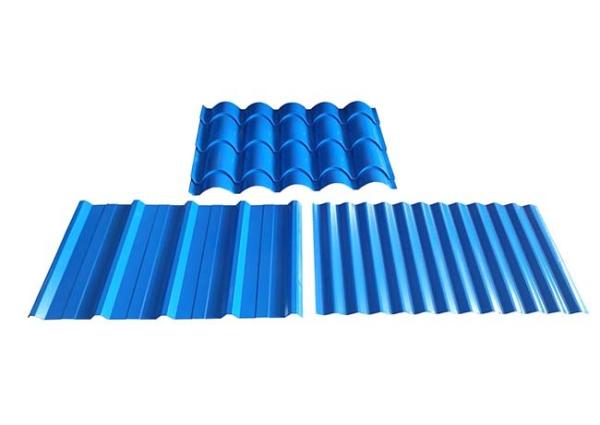 Het Dakbroodje die van het drie Laag Volledig Automatisch Metaal Machine vormen 0,3 - 0,8 mm