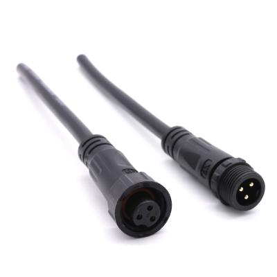Cina Il PVC impermeabile femminile M13 ccc del connettore di cavo PA66 ha certificato in vendita