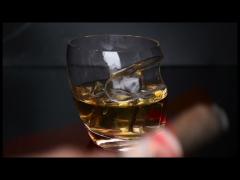OEMサービス ハンドメイドのワインの飲むガラス現代様式のゆとり