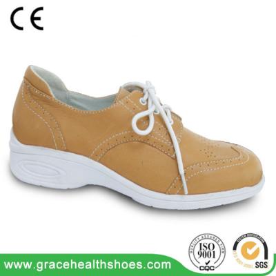 China Couro largo de Nubuck dos calçados do conforto do Laço-acima da largura da profundidade extra das mulheres à venda