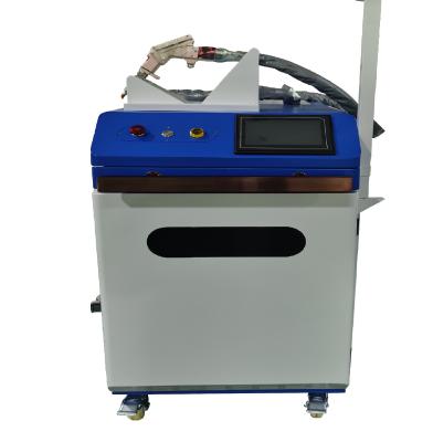 Cina Alluminio tenuto in mano dell'acciaio di For Metal Stainless del saldatore del laser della fibra del punto 2KW di 3mm in vendita