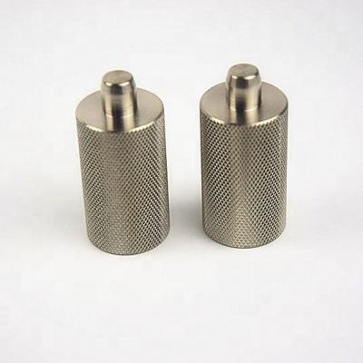 Cina Indurimento del tornio lavorante di rame di CNC e macinare covando parte di zigrinatura in vendita