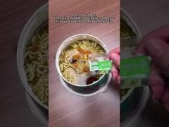 Cooking instant noodles with vinegar