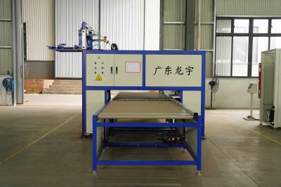 China Automotive Interior Panels Automatic Glue Spraying Machine 220V 50HZ for sale