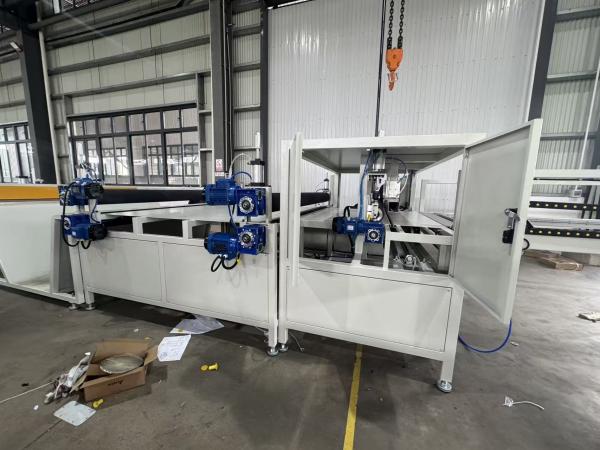 Quality Automatic Stretching Cutting Honeycomb Core Machine 3 - 10m/min Stretching Speed for sale