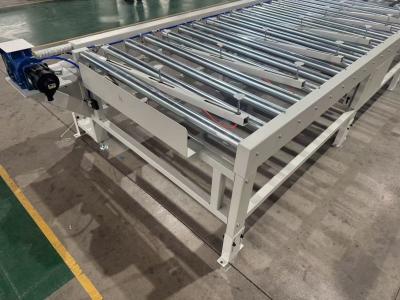 China Insulation Board Flipping Lamination Machine For Glue Spraying Production Line for sale