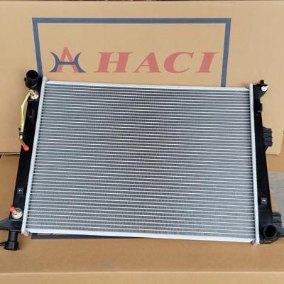 中国 25310-2B400(AT) オートラジエーター HACIブランド 高性能 標準サイズ AT 販売のため