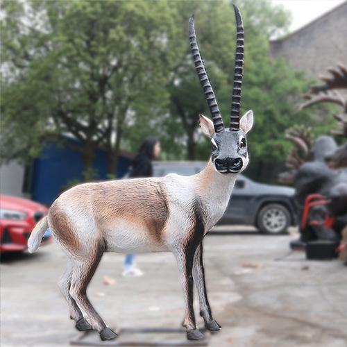 Quality Zoo Display Life Size Realistic Animatronic Deer Simulation Animal Model for sale