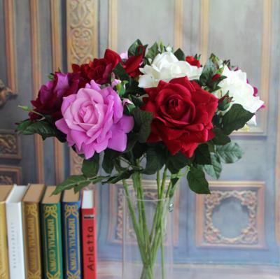 China UVG FLRS72 Wholesale Wedding Centerpiece Free Sample Cheap Artificial Red Rose Flower for sale