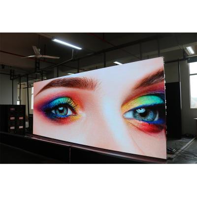 Cina Iso dell'interno degli schermi di visualizzazione del LED SMD2121 P1.923 P1.875 per la sala riunioni in vendita