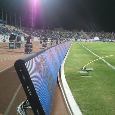 Cina Il colore pieno P5 all'aperto P8 P10 ha condotto la video parete 960x960mm la pubblicità di Digital che di perimetro dello stadio di football americano ha condotto la visualizzazione in vendita