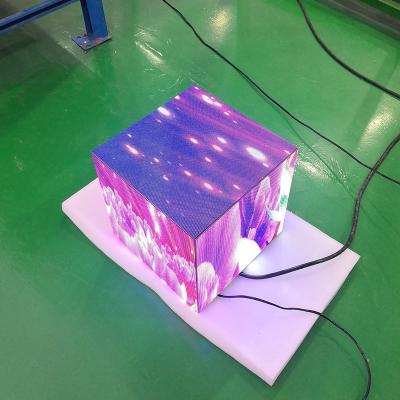 China A cor que P2.5 completa interna o produto criativo 6 tomou partido propaganda flexível do módulo conduziu a exposição do cubo do diodo emissor de luz Rubik da tela de exposição à venda