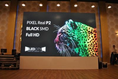 China El fondo de etapa SMD2121 llevó la exhibición EMC P2.6 P2.9 P3.91 P4.81 IP34 en venta