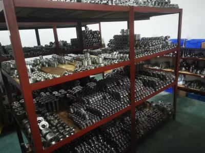 China Camiseta 12" ANSI concéntrico B16.9 de la instalación de tuberías del codo del reductor de la camiseta de reductor en venta