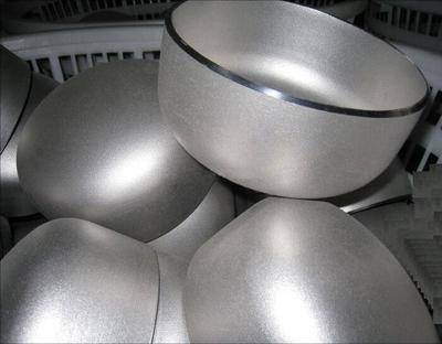 Cina Cina tubi in acciaio inossidabile a caldo cappucci di fine saldatura Butt 8'' SCH10 Round senza cuciture A403 Grade WP 347 in vendita