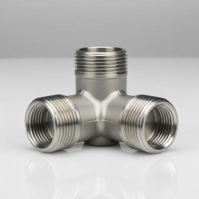 China 3000 Psi Stainless Steel Tee with 1000°F Temperature Rating and Threaded End for Optimal Flow Distribution for sale