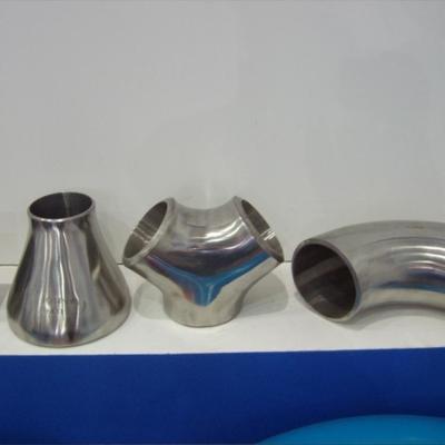 China Todo o tipo de extremidade transversal do topo do redutor da flange de aço inoxidável do T do cotovelo de Inox dos encaixes de tubulação à venda