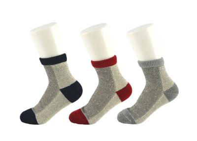 China Polyester Elastane Anti Slip Socks With Odor Resistant Breathbale Surface for sale