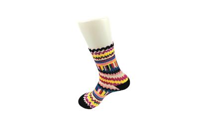 China Calcetines lindos del tobillo de las telas antibacterianas resistentes del olor para los niños/los adultos en venta