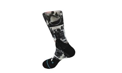 China El varón de secado rápido suave 3D imprimió los calcetines Spandex/antirresbaladizo de nylon como su petición en venta