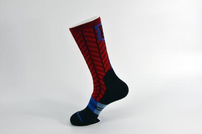 China Blaue/athletische Basketball-Socken Schwarzes Elastane mit widerlichem Breathbale-Antimaterial zu verkaufen