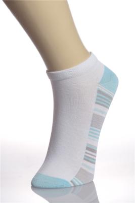 Cina Calzini correnti caldi di nylon bianchi, cotone organico Breathbale nessun calzini correnti della bolla in vendita