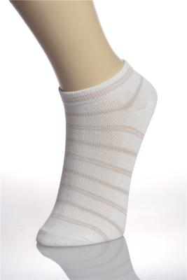 Cina Calzini correnti caldi di nylon bianchi, cotone organico Breathbale nessun calzini correnti della bolla in vendita
