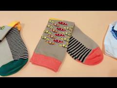 Sporty Mens Basketball Socks Breathable Athletic Anti Bacteria Socks