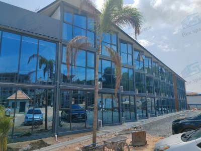 China Boxspace Full Equiped Container Hotel With Glass Walls Container Motel Resort With Bathroom And Kitchen for sale