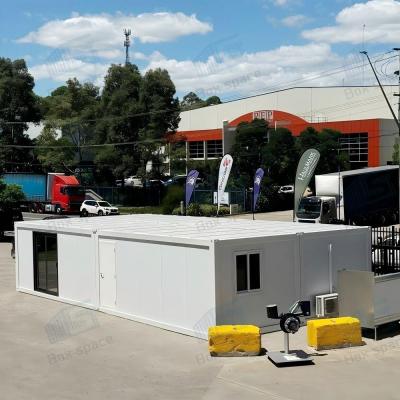 China Boxspace Container Koisk Tiny Modular Showroom For Downtown Portable Container Showroom With Decoration Prefab Shops for sale