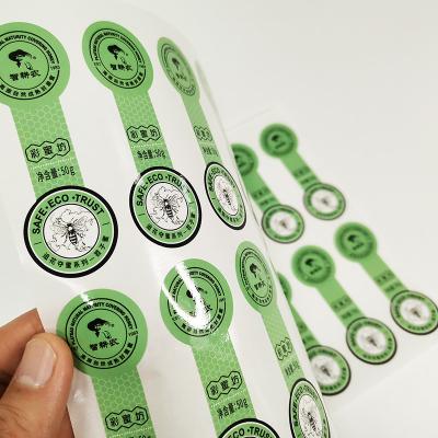 China Glanzende Voor het drukken geschikt de Stickerdocument van BOPP Synthetische Zelfklevende Vinylprinter Paper Te koop