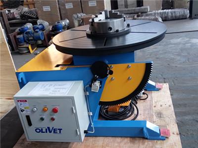 China 600Kg welding positioner with welding chuck .remote pendant.foot switch.Export Ireland for sale
