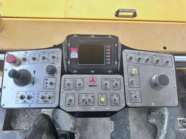 Quality Sanyi 90 Used Asphalt Equipment High Stability With Driving Speed 2.8km/H for sale