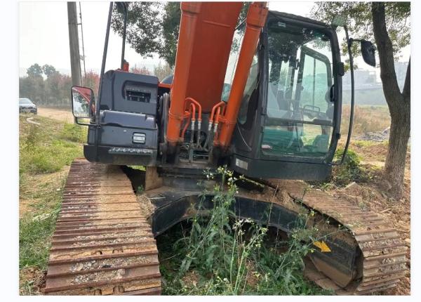 Quality HITACHI ZX210lc 21 Tons Second Hand Excavator With Bucket Capacity 1.2m3 for sale
