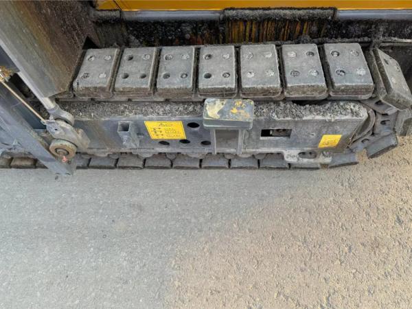 Quality Second Hand XCMG RP355 Asphalt Paver Machine 5.8 Tons Capacity For Construction for sale