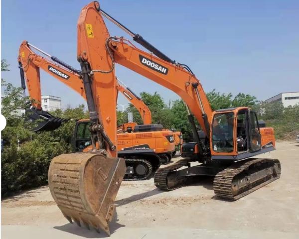 Quality Second Hand Doosan DX270LC Crawler Hydraulic Excavator Bucket Capacity 1.5m3 for sale