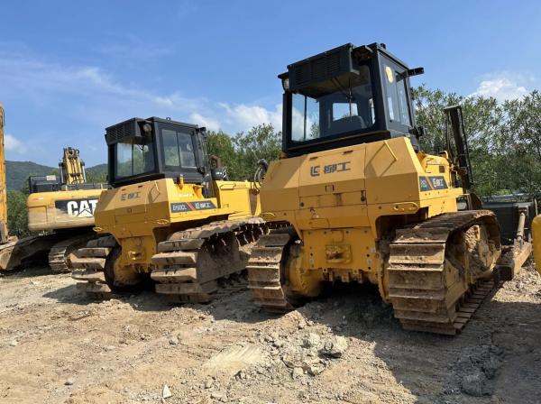 Quality Energy Saving Used Small Bulldozer LIUGONG B160 with Straight Tilt Shovel for sale