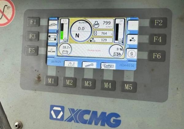 Quality XCMG RP603L Used Paving Machine 13t Capacity Four Wheel Tires For Flexible for sale