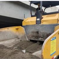 Quality 162kw XCMG RP903 Used Asphalt Pavers 9.15m Paving Width 15 Tons Track Style for sale