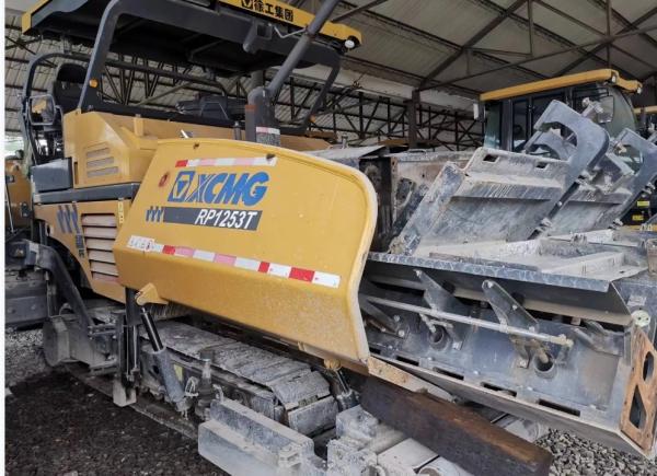 Quality Low Noise 15 Tons XCMG RP1253T Used Paving Machine 243kw Energy Saving for sale